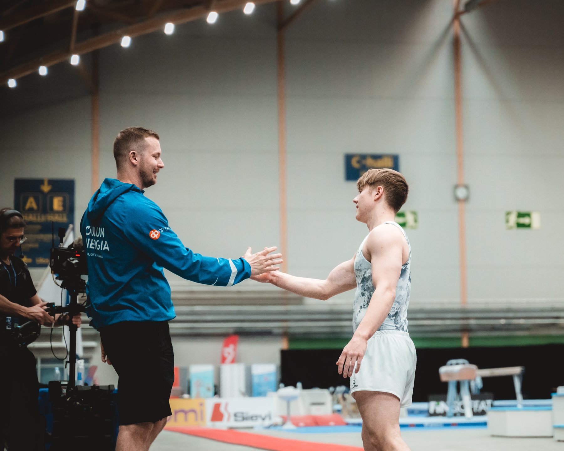 Instagram-päivitykset avasivat telinevoimistelija Akseli Karsikkaalle tien Yhdysvaltoihin ...